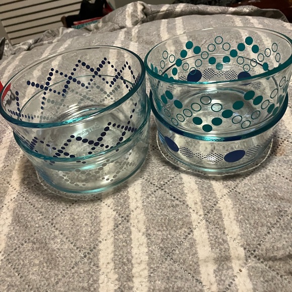 Pyrex | Dining | Set Of Vintage Pyrex Bowls | Poshmark